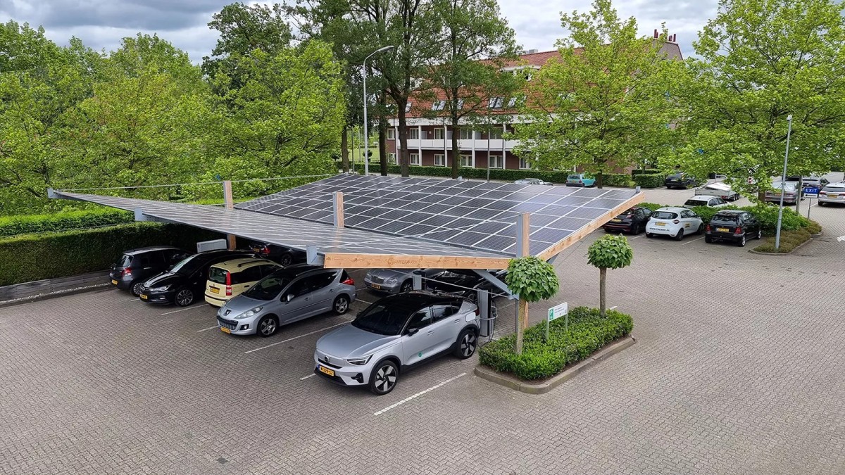 Energiekosten besparen met een Zonnecarport? • Lage Weide